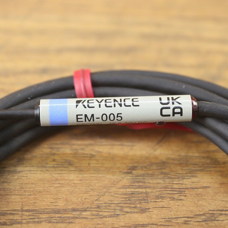 KEYENCE/キーエンス EM-005 アンプ中継型近接センサ シールドタイプ | 機械工具のMugendouネットショップ